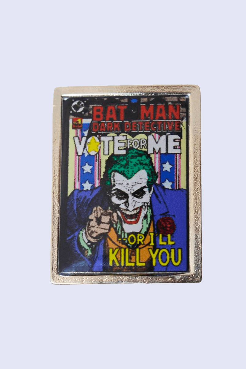 Kit com 2 Pins DC Comics Batman e Joker
